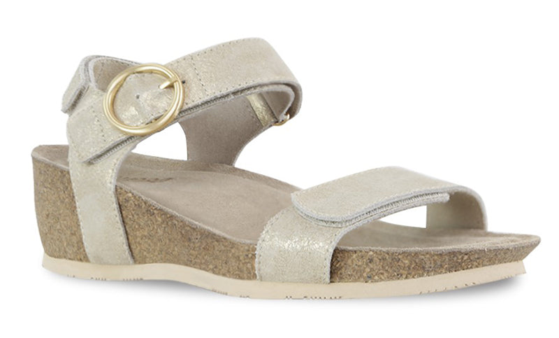 Munro Sintra Gold Leather Sandal (Women) – Cook and Love Shoes